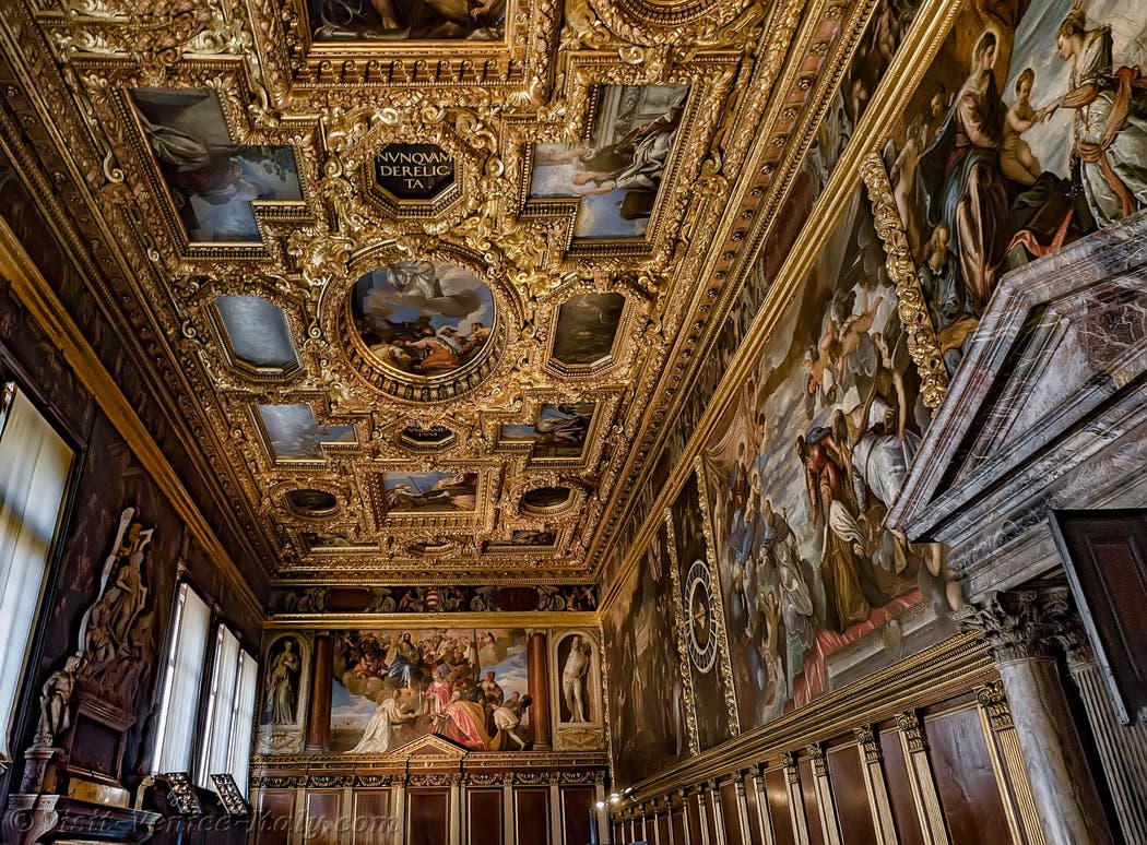 Doge's Palace in Venice, the Senate and the Collegio